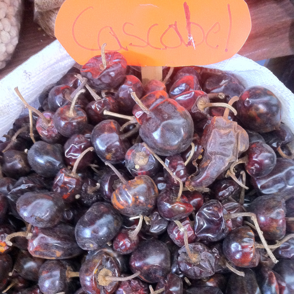 CHILE CASCABE — Las Ficheras